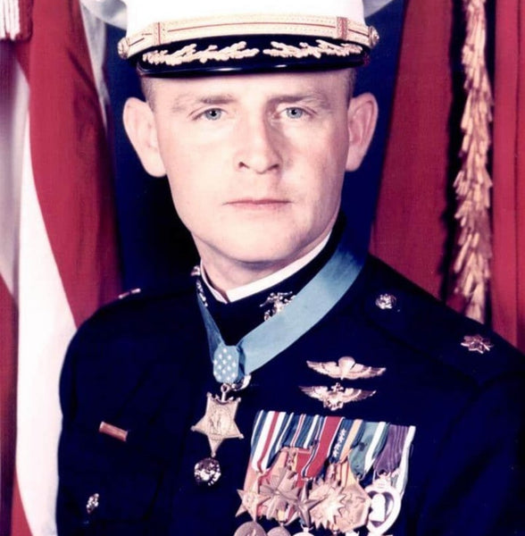 Major Stephen Pless: Landing a bird amidst overwhelming enemy fire to ...